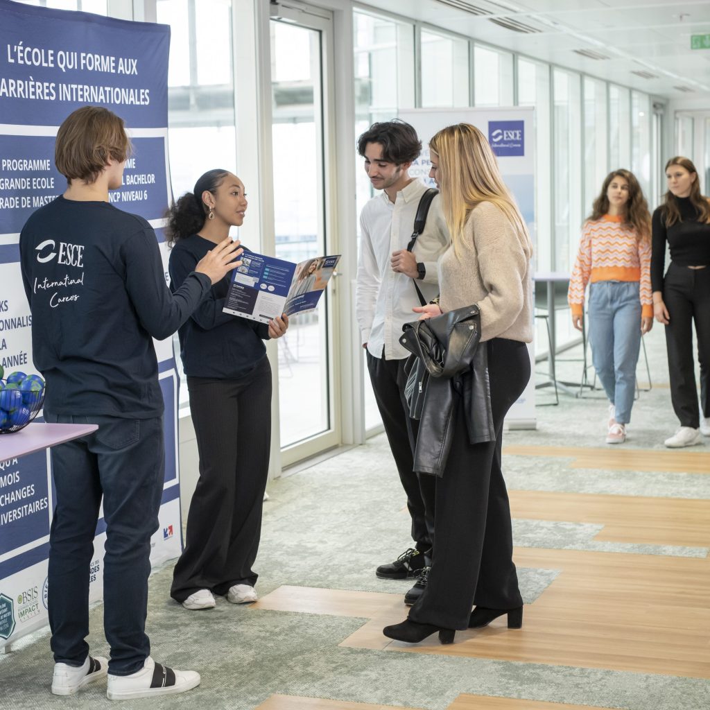 INTERNATIONAL CAREERS - ESCE